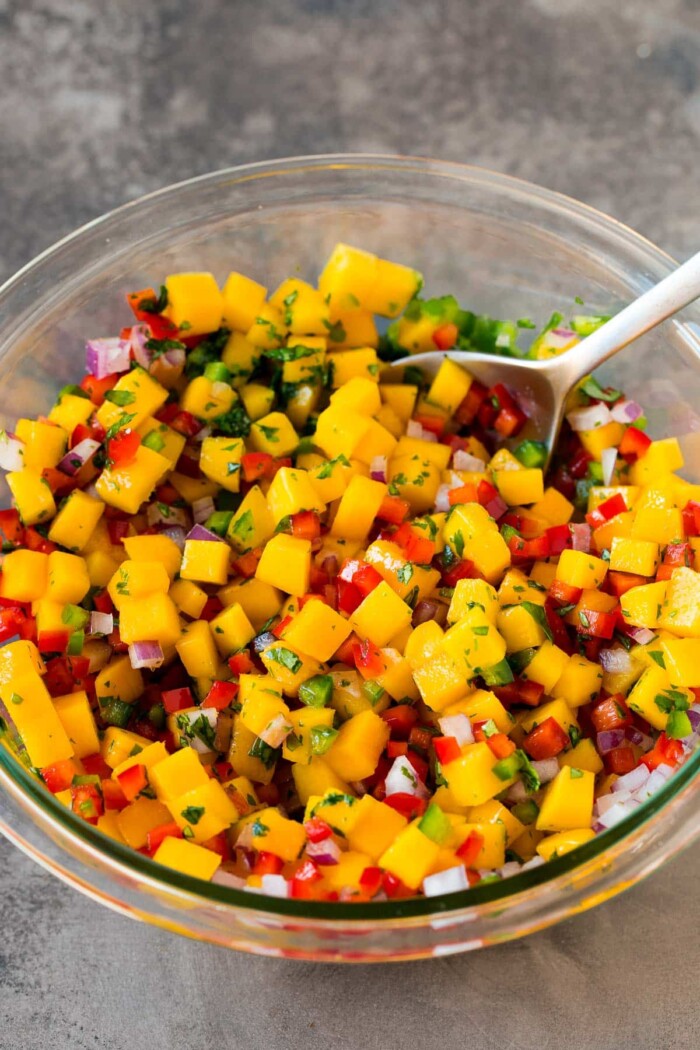 Mango Salsa Recipe - Dinner at the Zoo